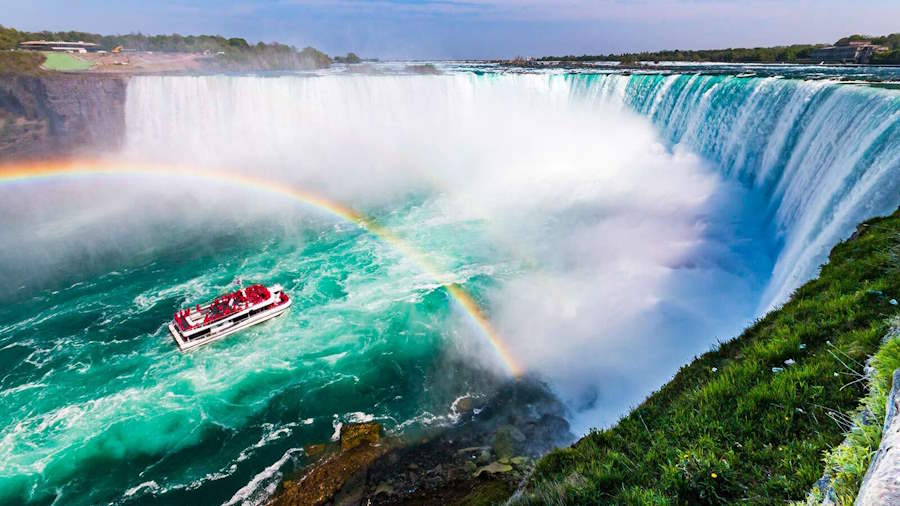 Use your TSB Visa card for a chance to win a trip to Canada